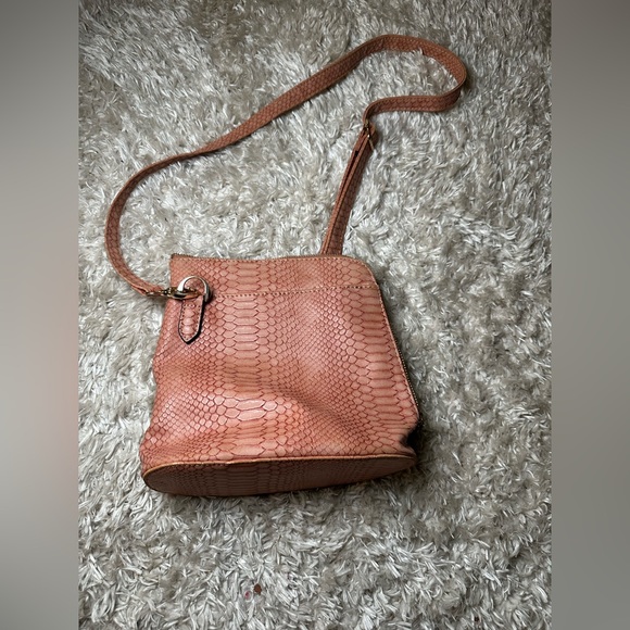 Caroline Hill | Bags | Caroline Hill Pink Snake Skin Crossbody Bag With ...